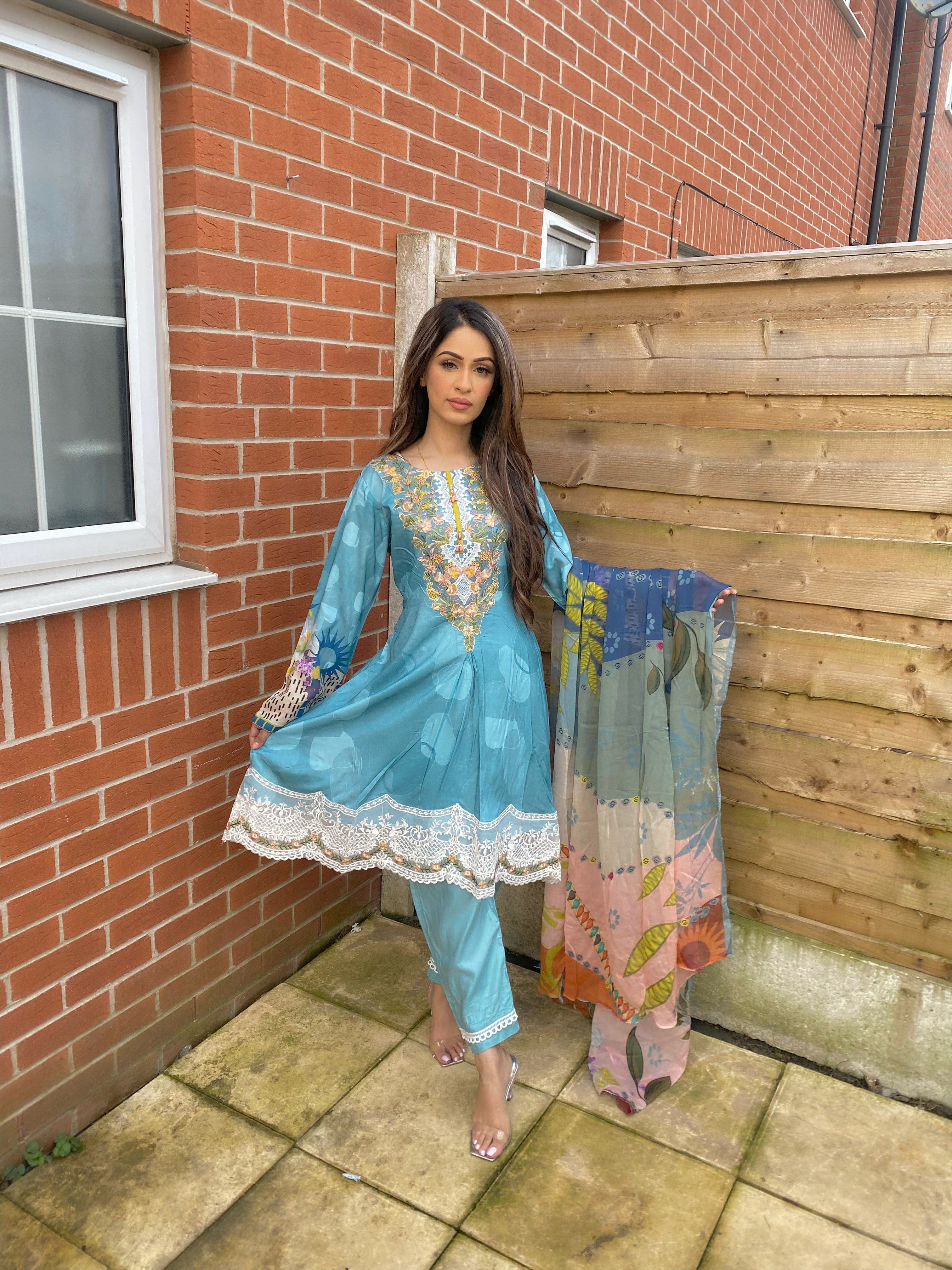 Maryam & Mariya's Linen Pret Luxury Collection - U-1343– Fabric Outlet